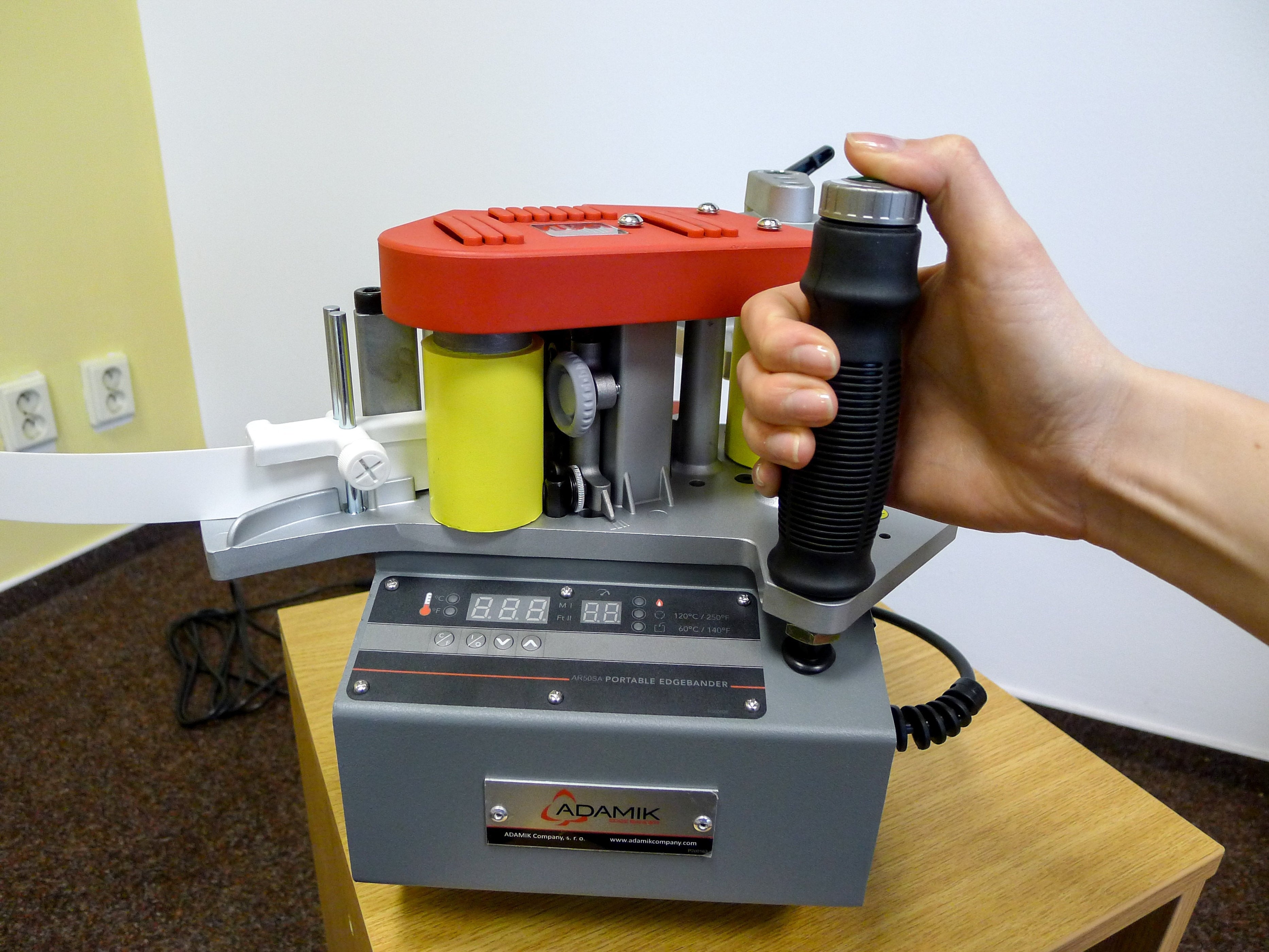 Contour Edgebander with Digital Reader l MX550AU — Capital Woods Machinery